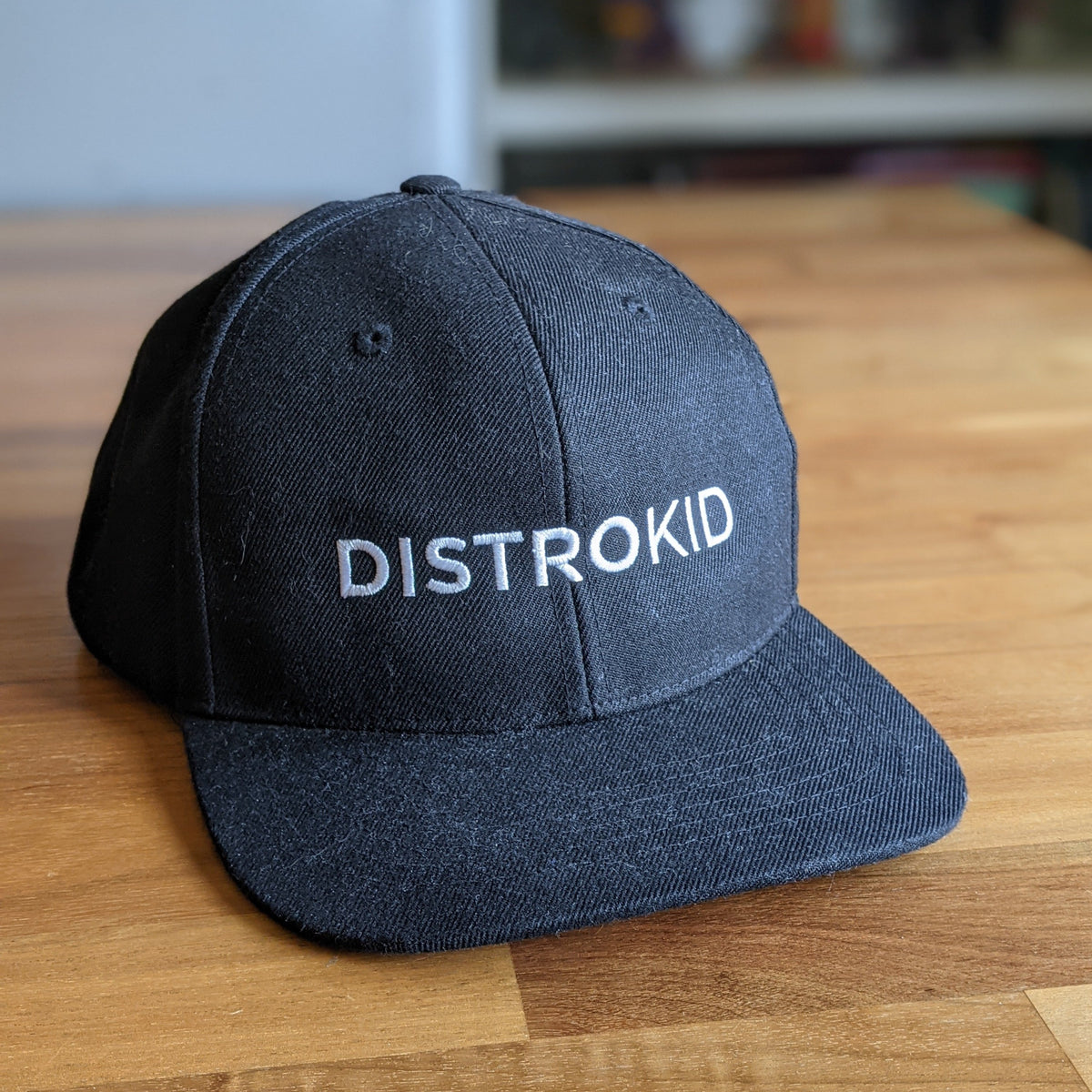 DistroKid Flat Brim Snapback Hat – DistroKid Merch